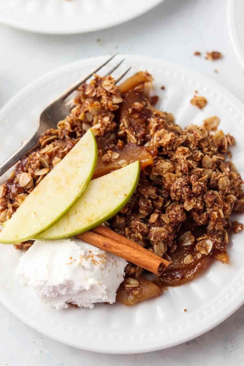 Gluten Free Apple Crisp - Allianna's Kitchen