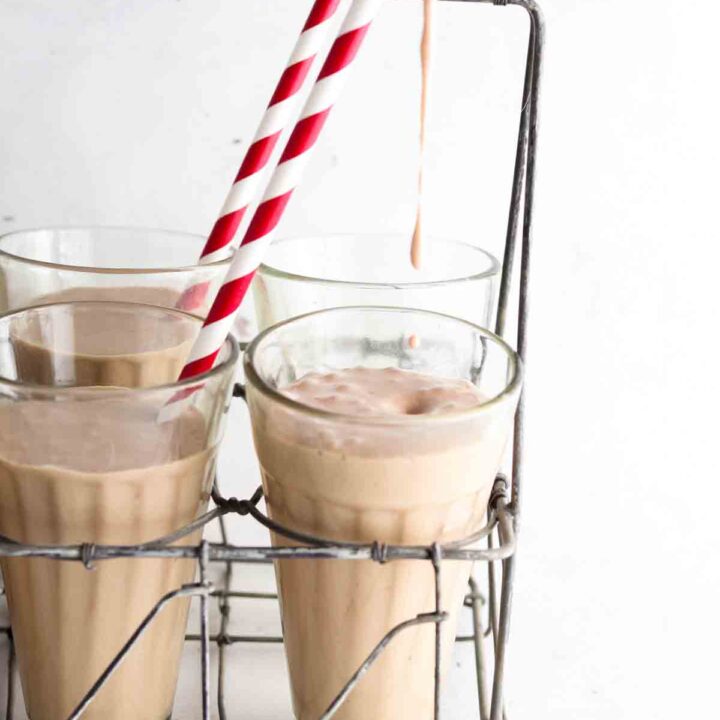 Easy Vegan Milkshake Recipe - Allianna's Kitchen